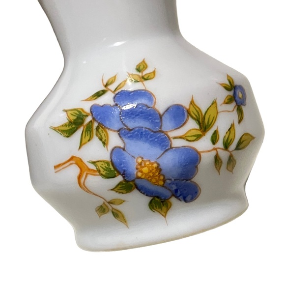 Vintage | Other | Vintage Leart Porcelain Blue Floral Bud Vase Made In ...